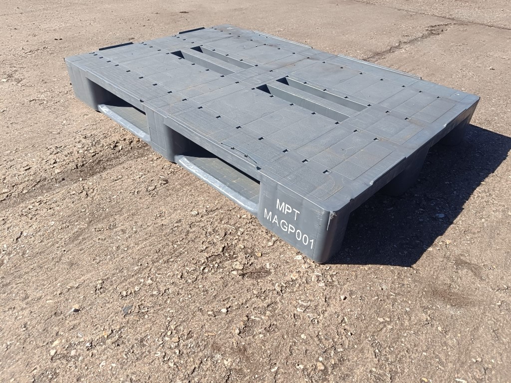 Kunststoffpaletten EUM-CS1, gebraucht » ErnstHandel