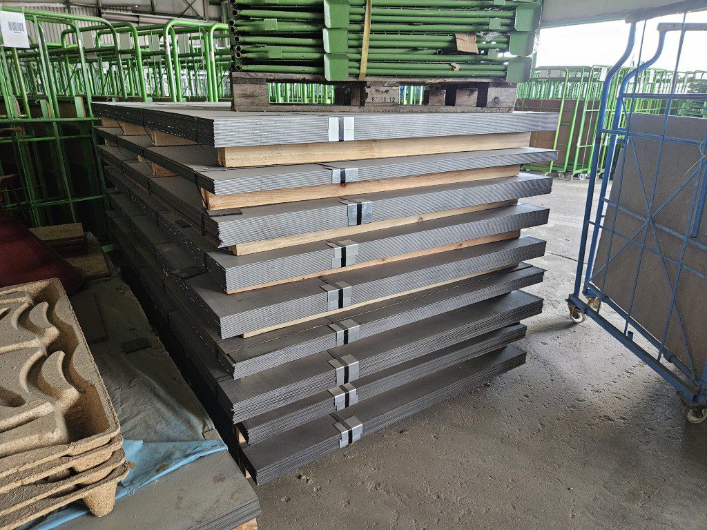 Stahlbleche S235 & DD11 – 2. Wahl als Blechtafeln ab Lager